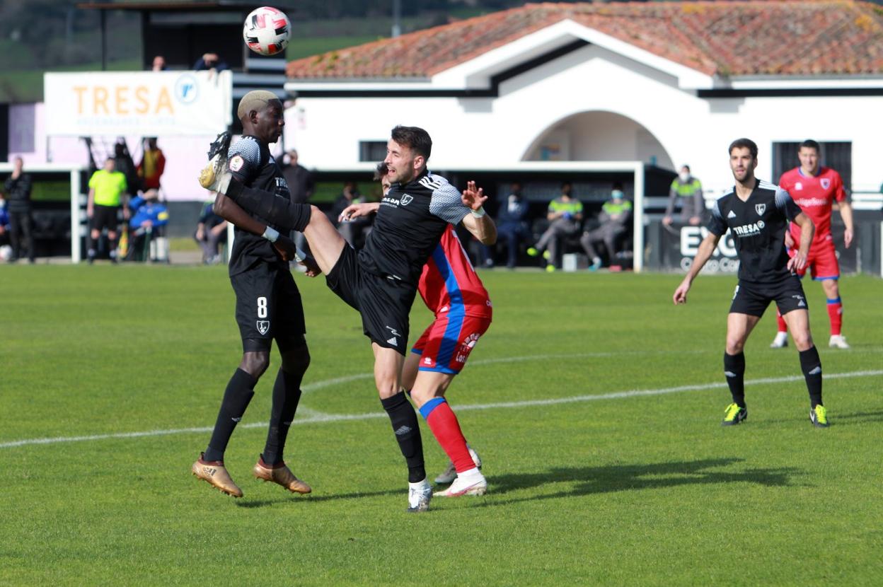 El Lealtad cosecha un amargo empate ante el Numancia | El Comercio ...