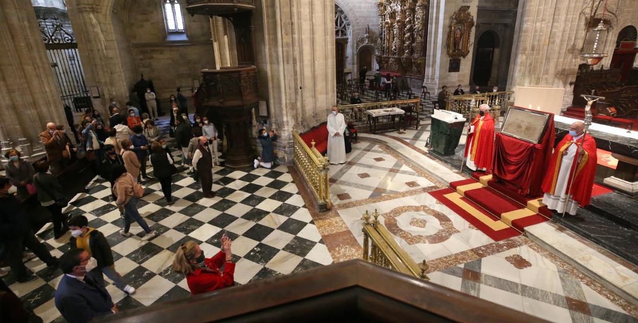 «Muy leales» al Santo Sudario y La Dolorosa | El Comercio: Diario de ...