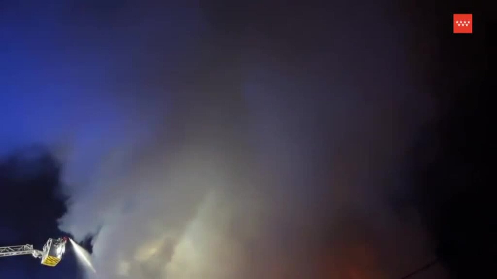 Un incendio calcina una nave industrial en Paracuellos del Jarama (Madrid) | El Comercio: Diario ...