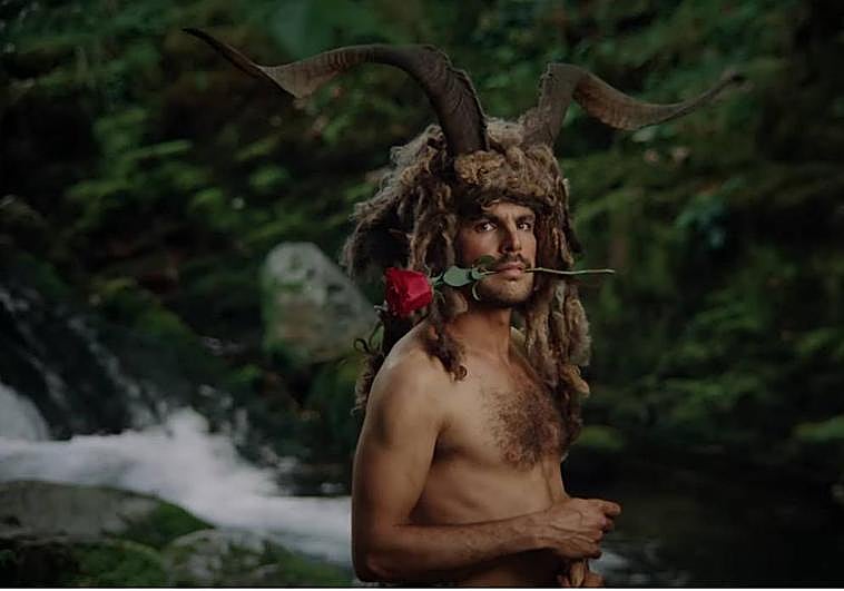 El Busgosu posee a Rodrigo Cuevas en su última canción | El Comercio ...