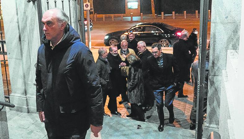 Multitudinario adiós de los asturianos en Madrid a Romualdo ...