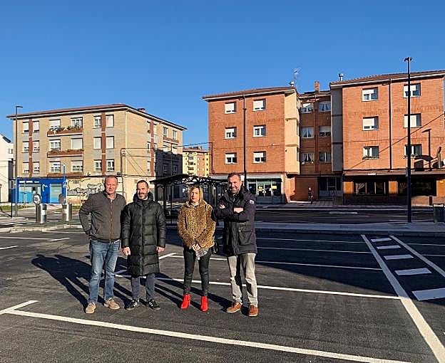 Lugones estrena dos nuevas zonas de aparcamiento en la Avenida de ...