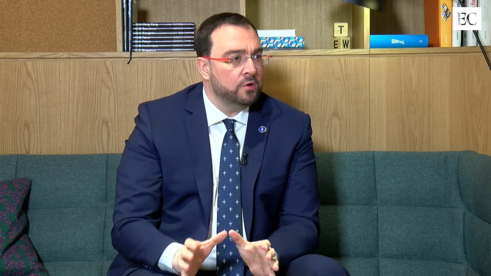 La Lupa entrevista a Adrián Barbón | El Comercio: Diario de Asturias