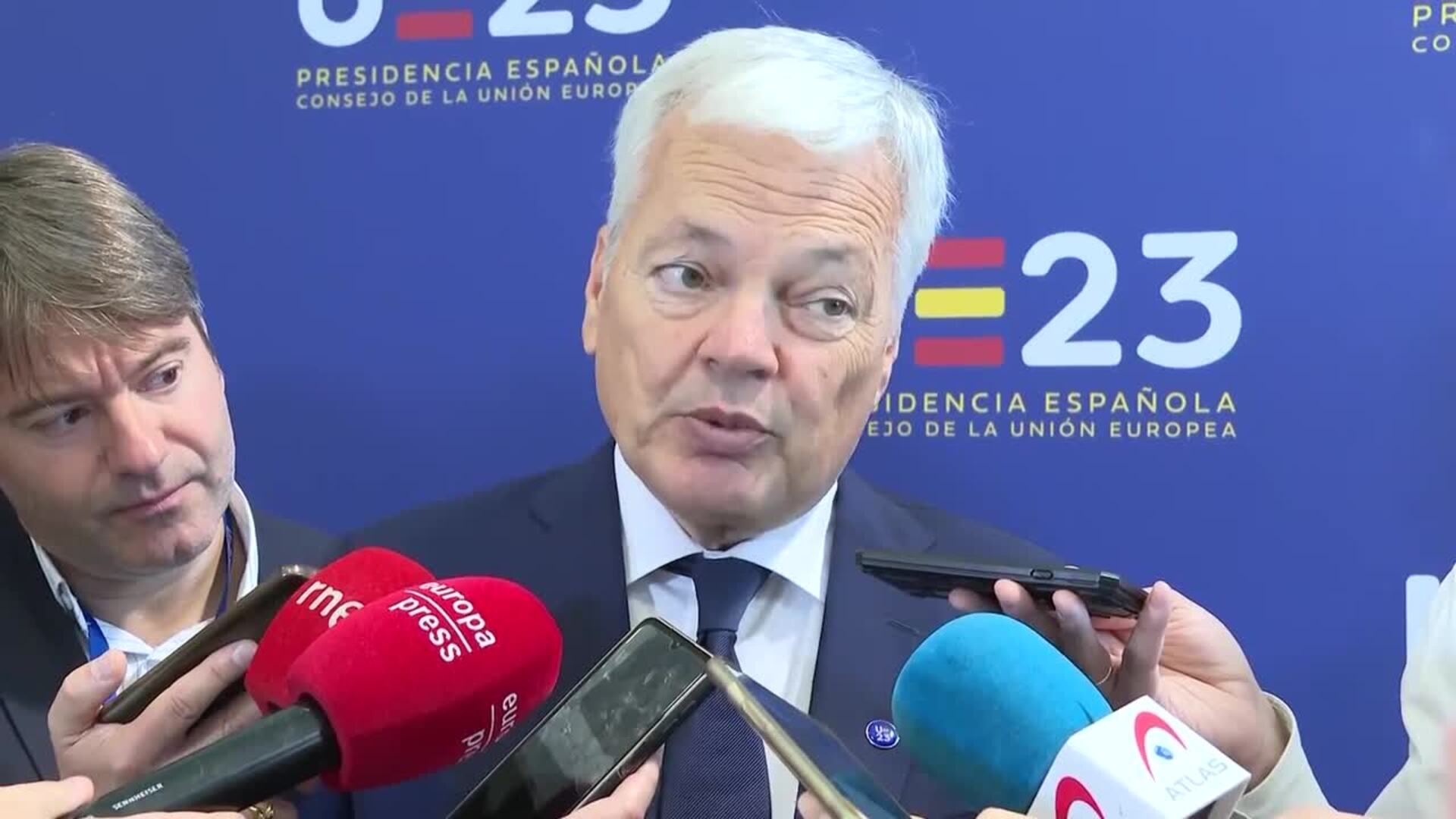 Reynders avisa de que "hay algunos límites" a una ley de amnistía | El ...