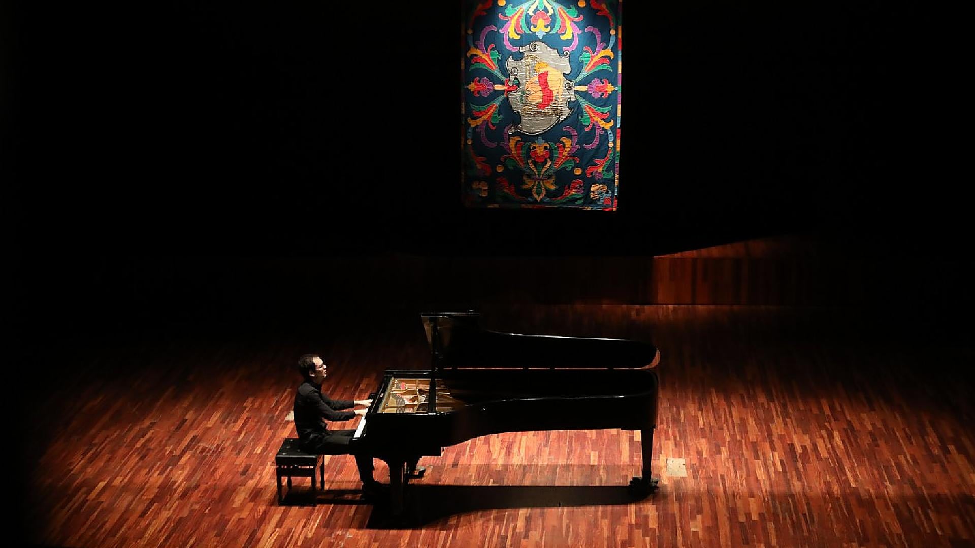 Concierto del pianista Alim Beisembayev | El Comercio: Diario de Asturias