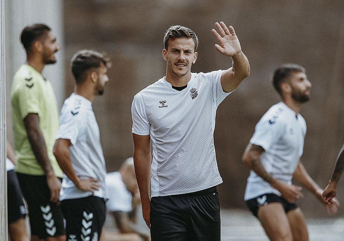 El Sporting negocia por Curbelo, que prioriza jugar en Gijón | El ...