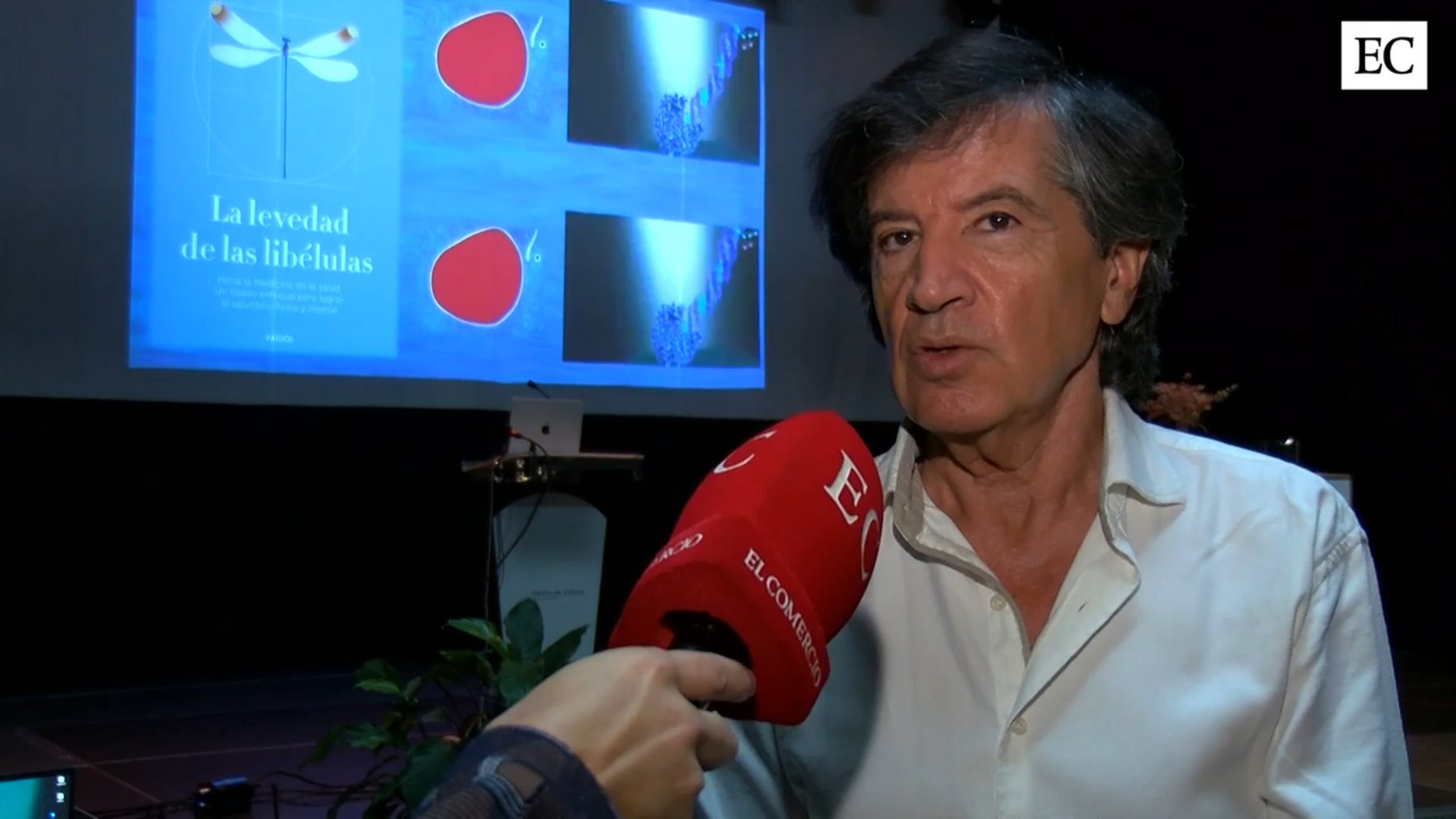 Otín presenta su nuevo libro 'La levedad de las libélulas' | El ...
