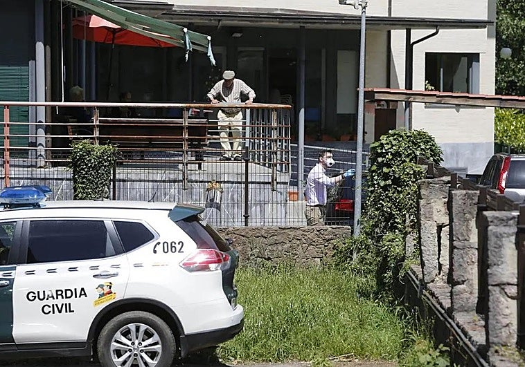 Condenan a un hombre por la muerte de otro al que pegó un bastonazo en ...