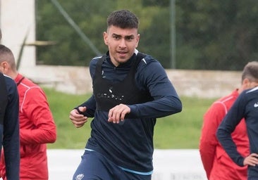 Álex Lozano - Jugador del Sporting cedido al San Fernando: «Quiero ...