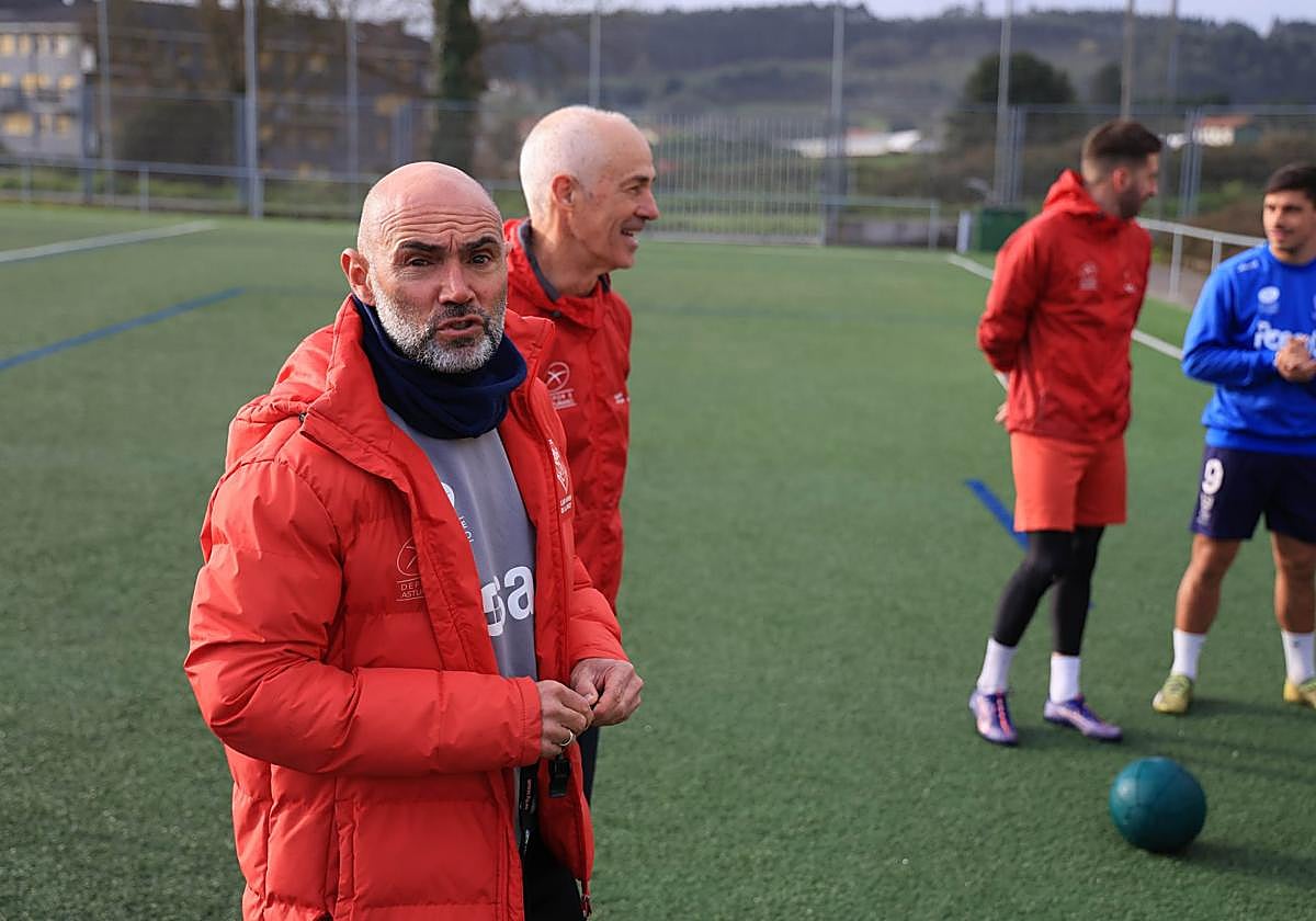 Manel, entrenador del Marino: «El Real Avilés es muy eficaz y ha ...