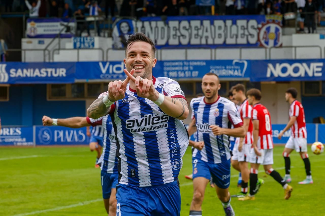 Las imágenes de la remontada del Real Avilés ante el Bilbao Athletic ...