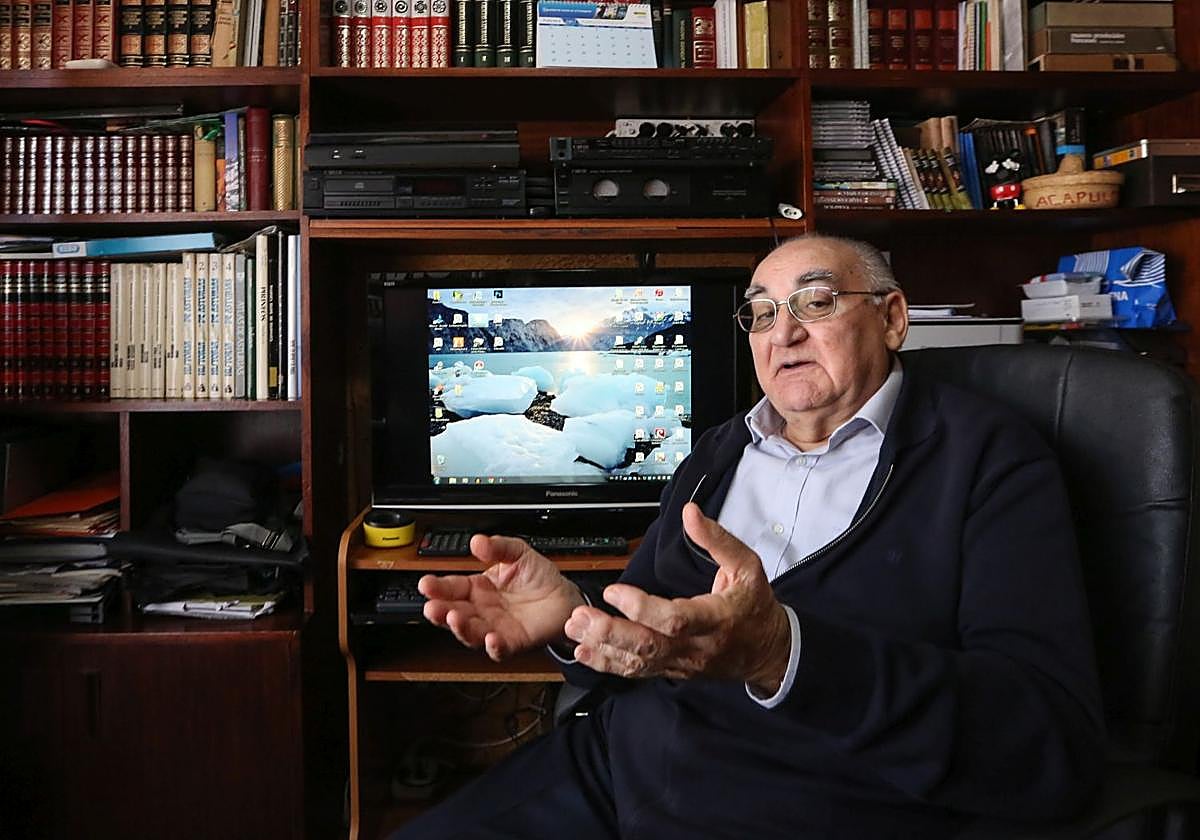 Fallece el escritor José Ramón Fernández, 'Rucastiello', a los 89 años ...