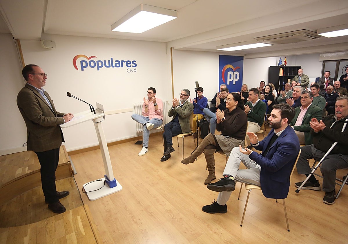 Los afiliados aúpan hoy a Mario Arias a la presidencia del Partido ...