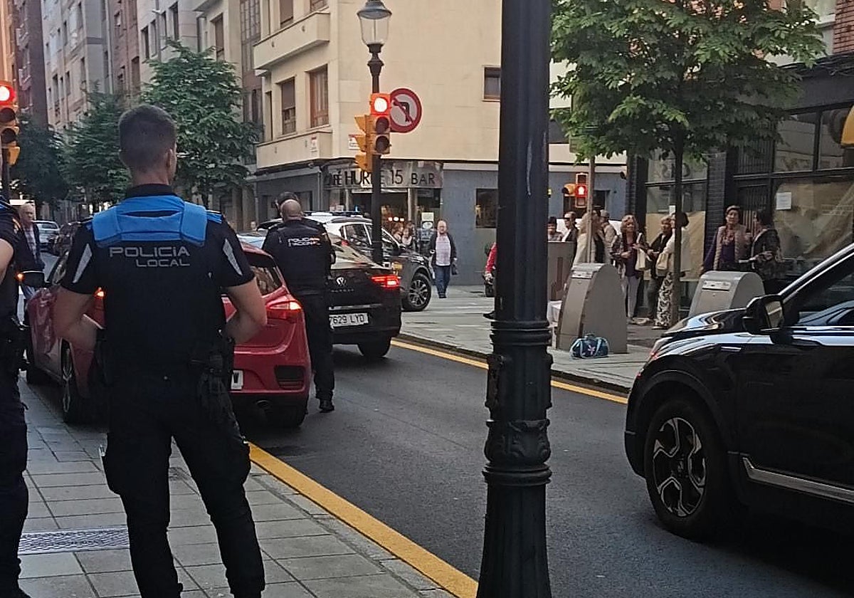 Detenida una mujer por agredir a su expareja en el barrio de La Arena ...