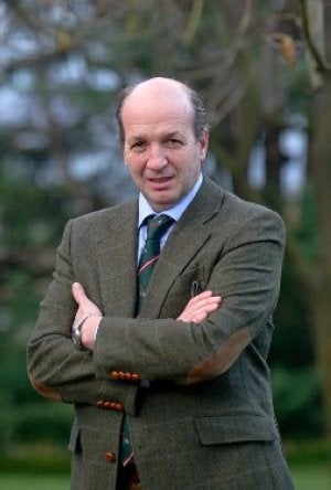 Manuel del Castillo presenta una fórmula para predecir las oscilaciones ...