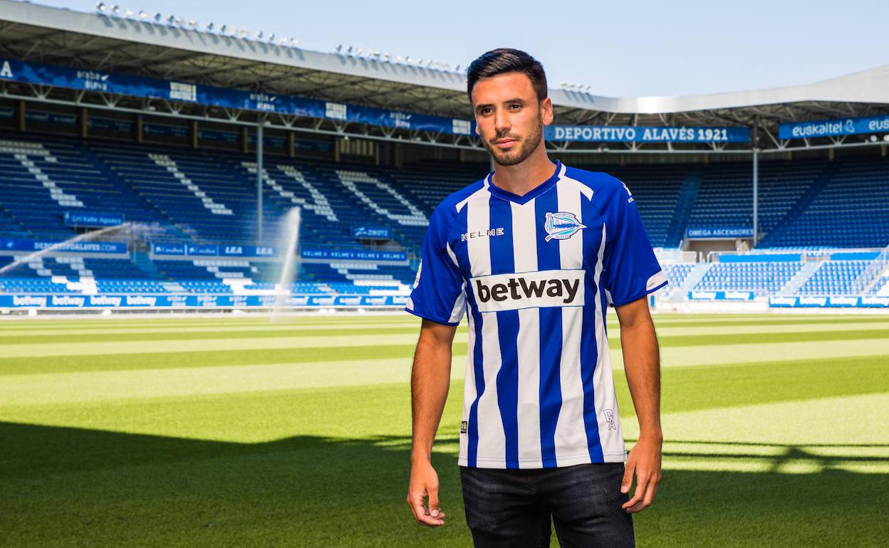 Javi Muñoz vuelve «para quedarse» | El Correo