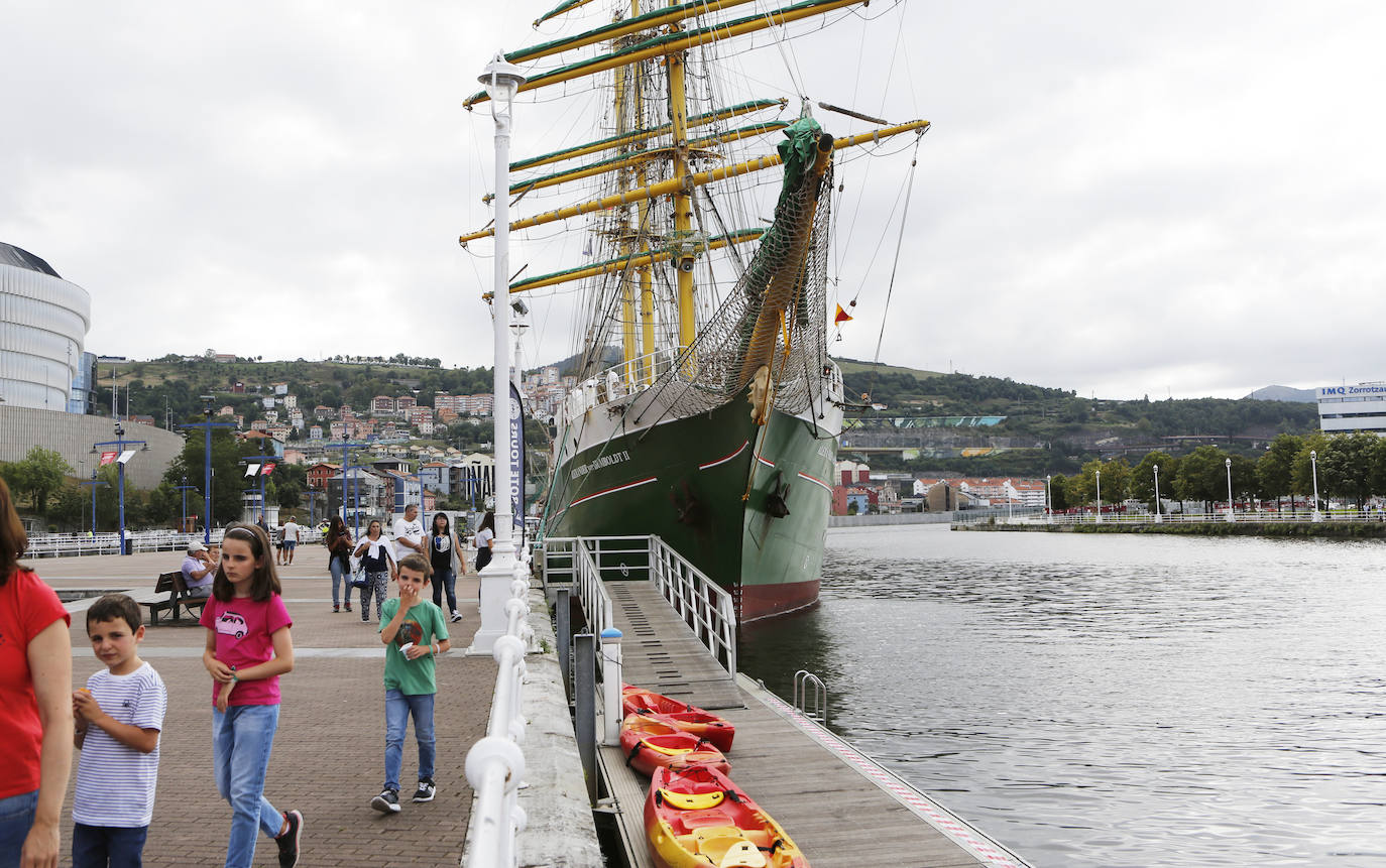 Fotos: Atraca en Bilbao el barco alemán 'Alexander von Humboldt II ...