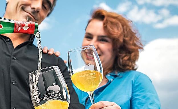 Sagar uzta «ugaria eta kalitate handikoa» espero dute aurten euskal ...