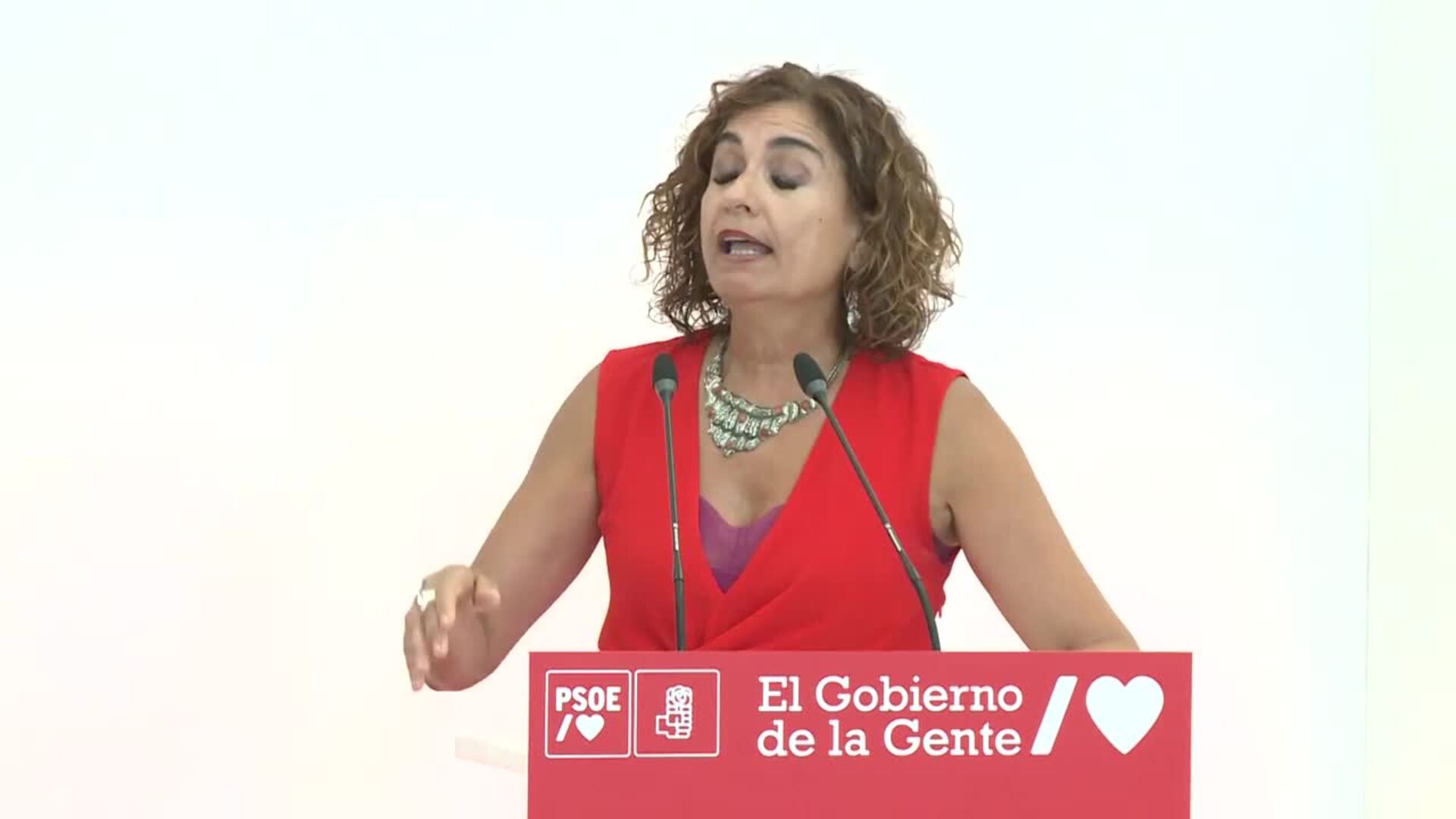 Montero: El PP "vota en contra de lo que beneficia a la mayoría" | El ...