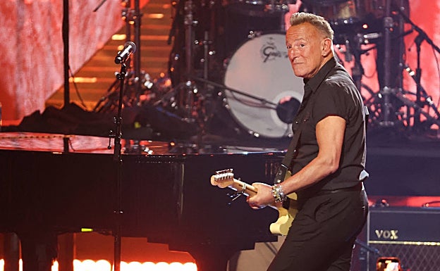 Bruce Springsteen homenajea a los artistas que compusieron la banda ...