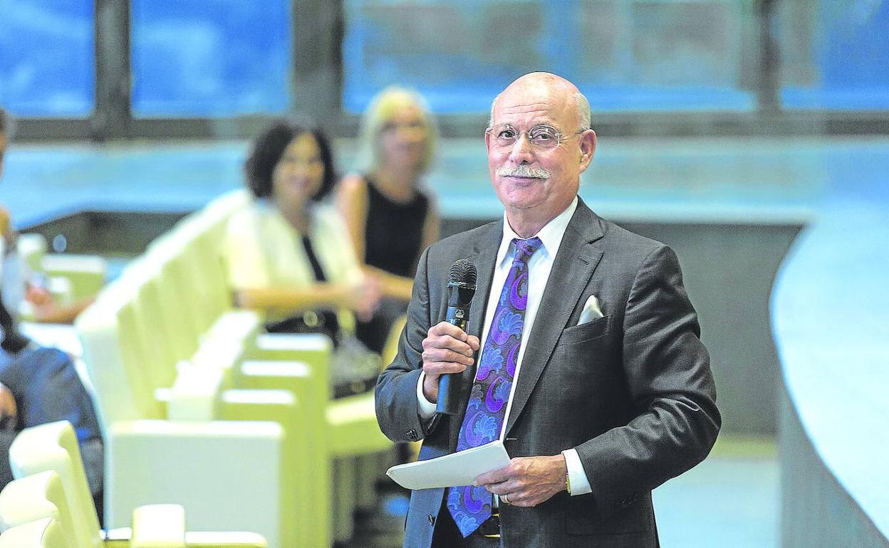 «El capitalismo ya no funciona. Ha cavado su propia tumba» | El Correo