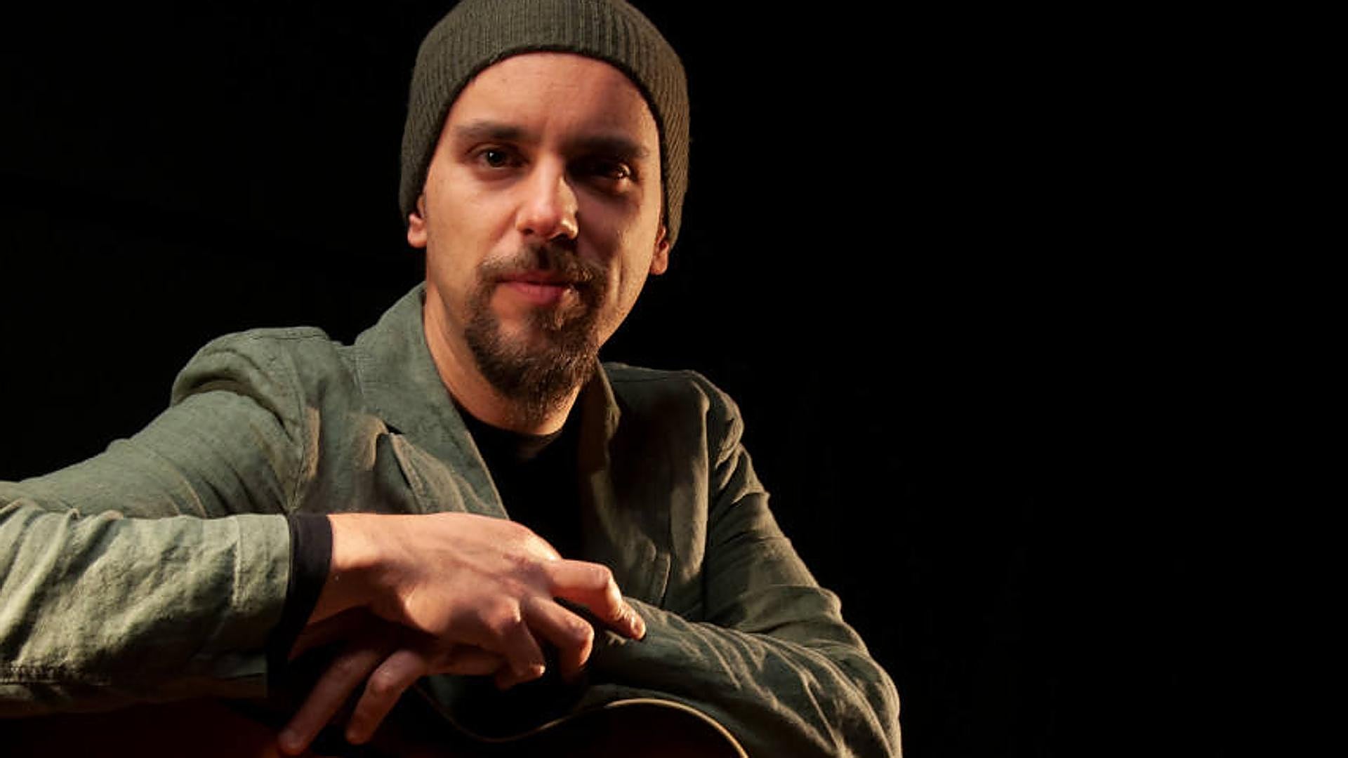 Víctor Antón, el guitarrista que tomó buenos apuntes de las clases ...