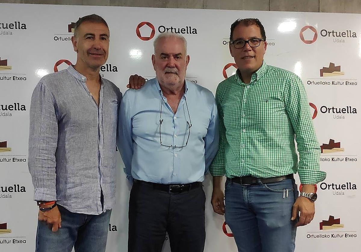 Ortuella homenajea a un referente del balonmano | El Correo