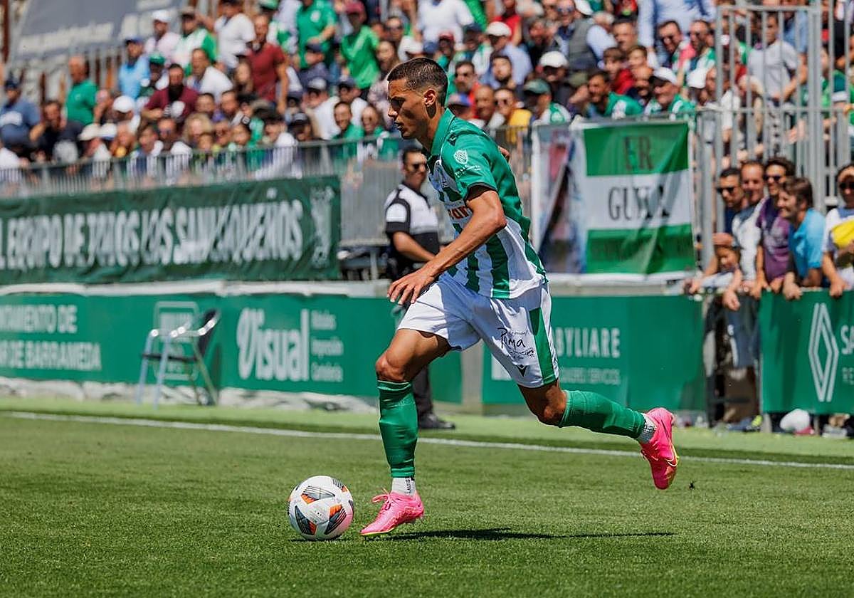 'Hat-trick' de Alan Godoy con el Atlético Sanluqueño | El Correo