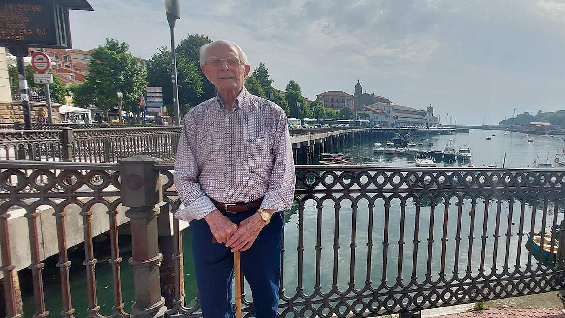 Muere Juan Azkarate, el chaval de la Batalla de Matxitxako | El Correo