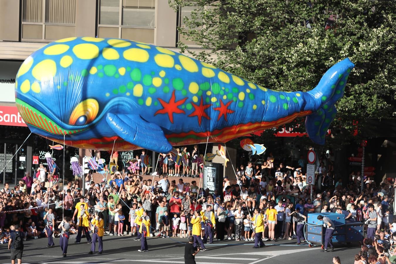 El desfile de la ballena en Bilbao | El Correo
