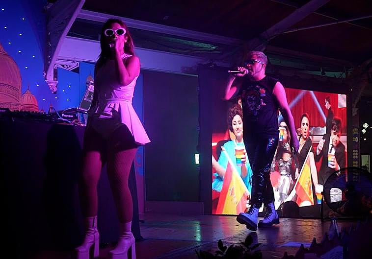 Ladilla Rusa desata la locura en Pinpilinpauxa con su 'KITT y los ...