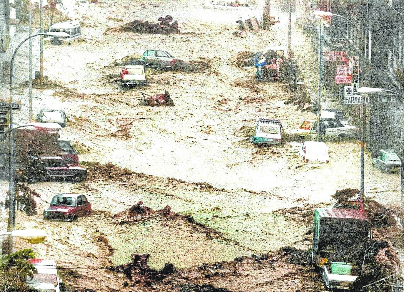 Inundaciones Bilbao 1983: 40 años de la gran riada: el recuerdo de las ...