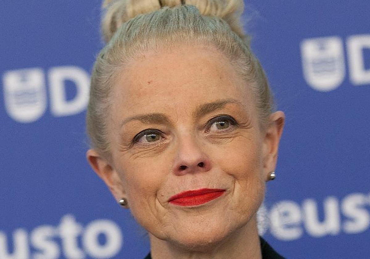 María Pilar Rodríguez Deustuko irakaslea Bernardo Atxaga Katedran ariko ...