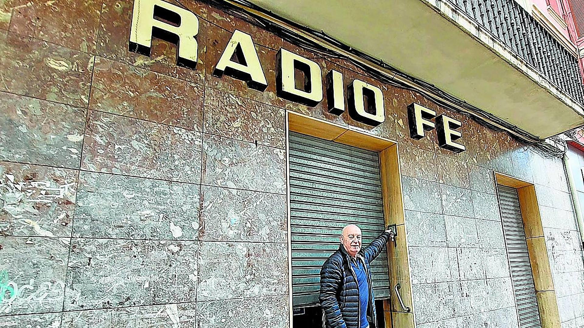 «Hemos vendido cientos de miles de radios, teníamos más de 60 modelos ...