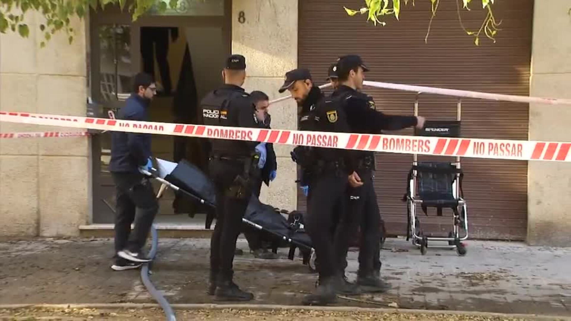 Mueren un matrimonio y su hijo, de 58 años, en un incendio en Valencia | El Correo