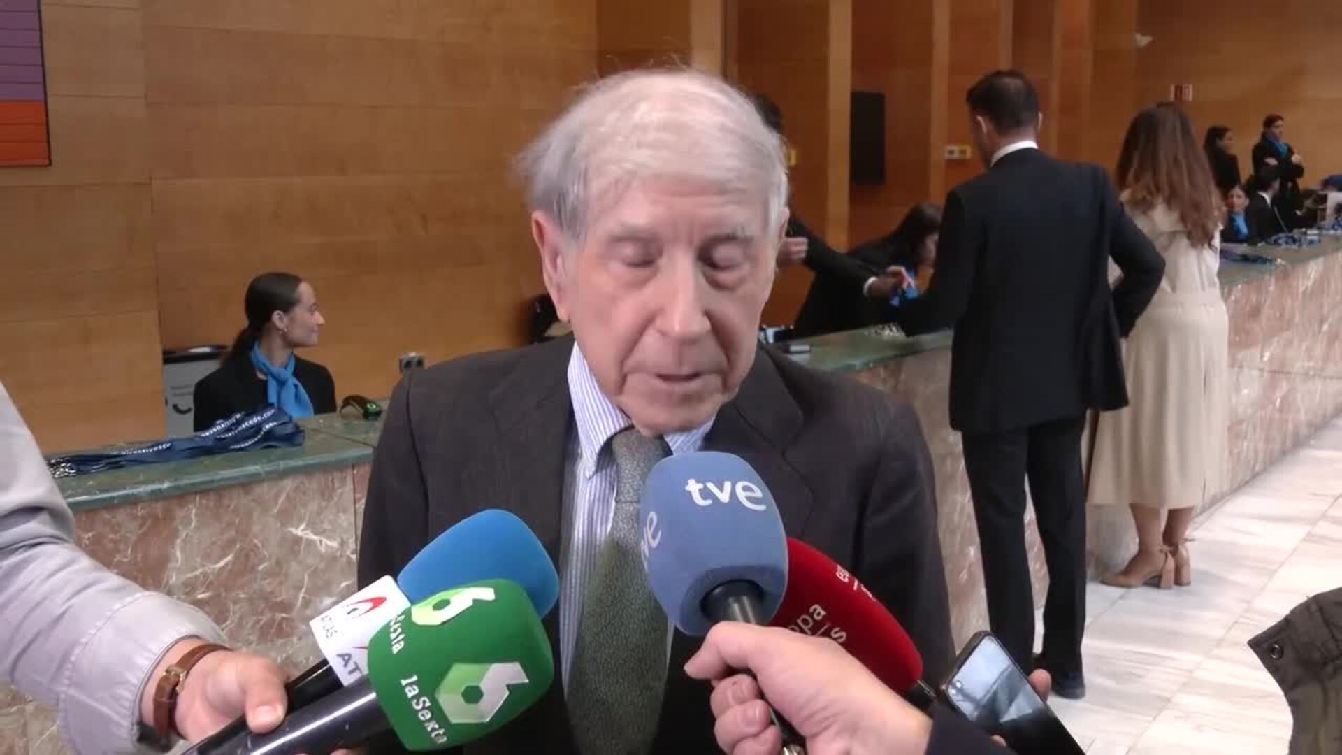 Shlomo Ben Ami recalca que "no va a haber otra salida que no sea ...