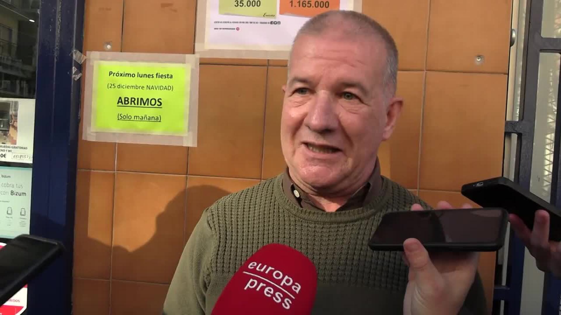 El lotero de Salamanca que da el Gordo se siente en "una nube" tras dar ...