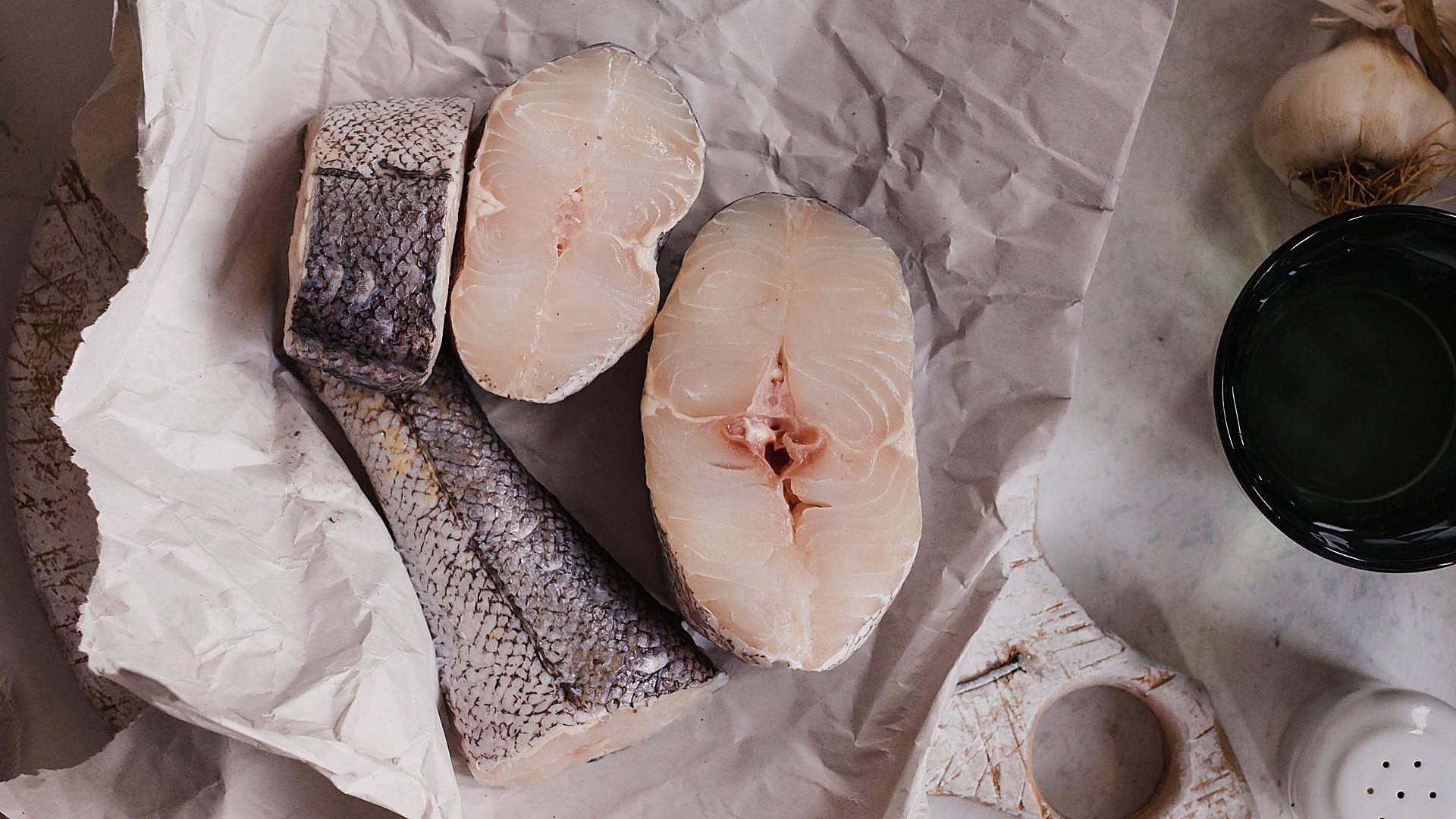 Qué es el anisakis, cuáles son los síntomas y cómo se detecta y elimina ...