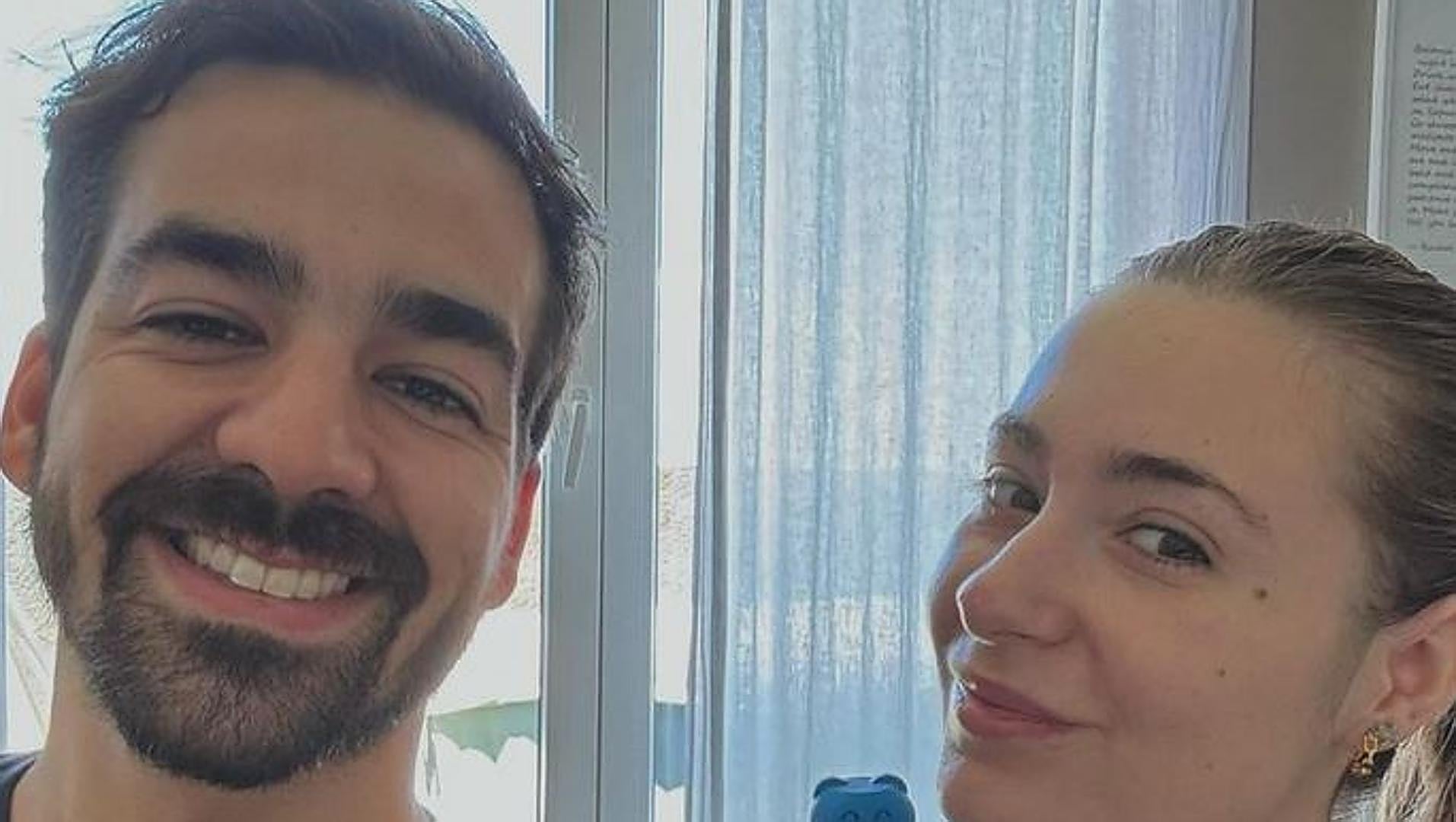 La solidaria historia de Carla Maronda, la joven sin manos y pies que ...