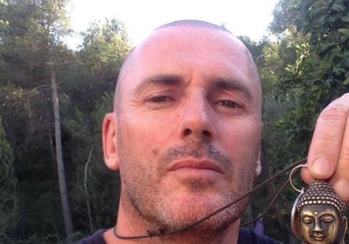 El líder de 'Desokupa' amenaza a periodistas de La Sexta: «Sé dónde ...