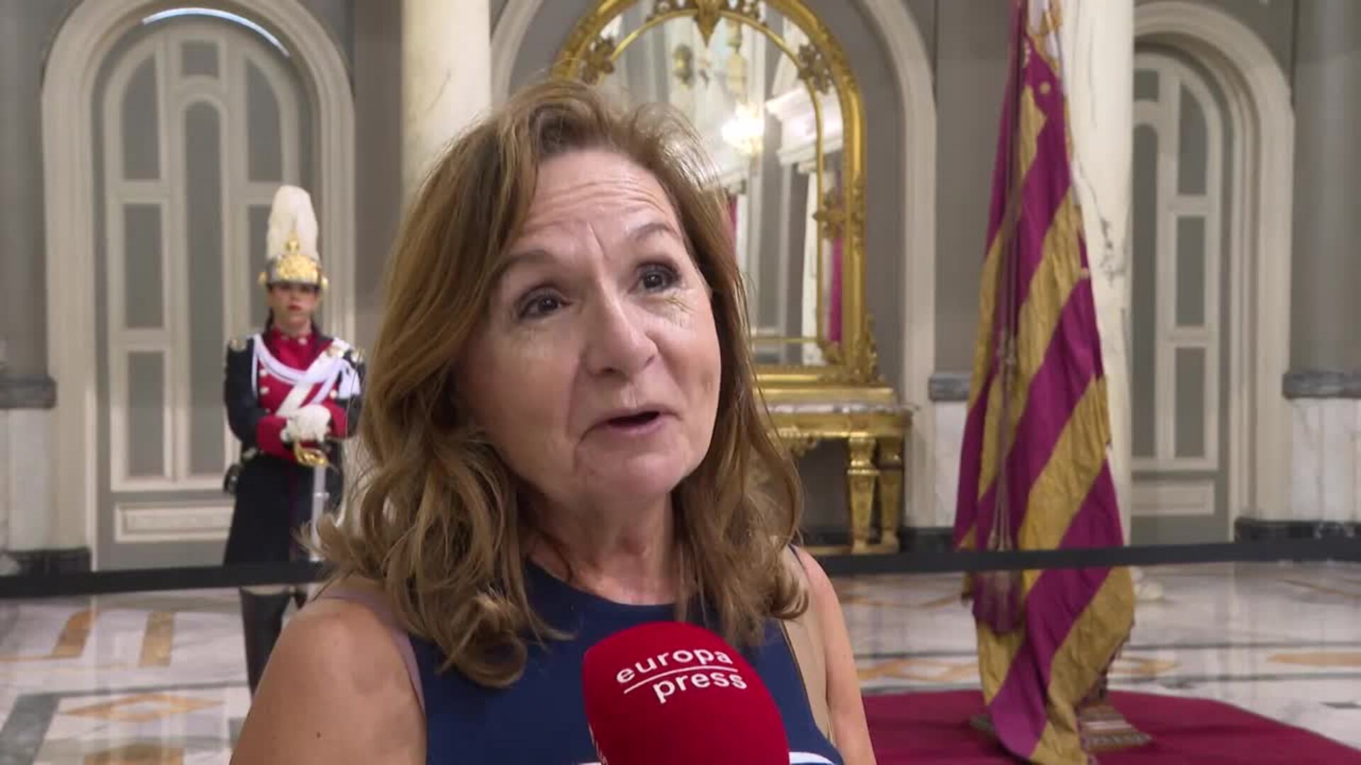 València rinde homenaje a su "emblemática" Reial Senyera en la víspera ...