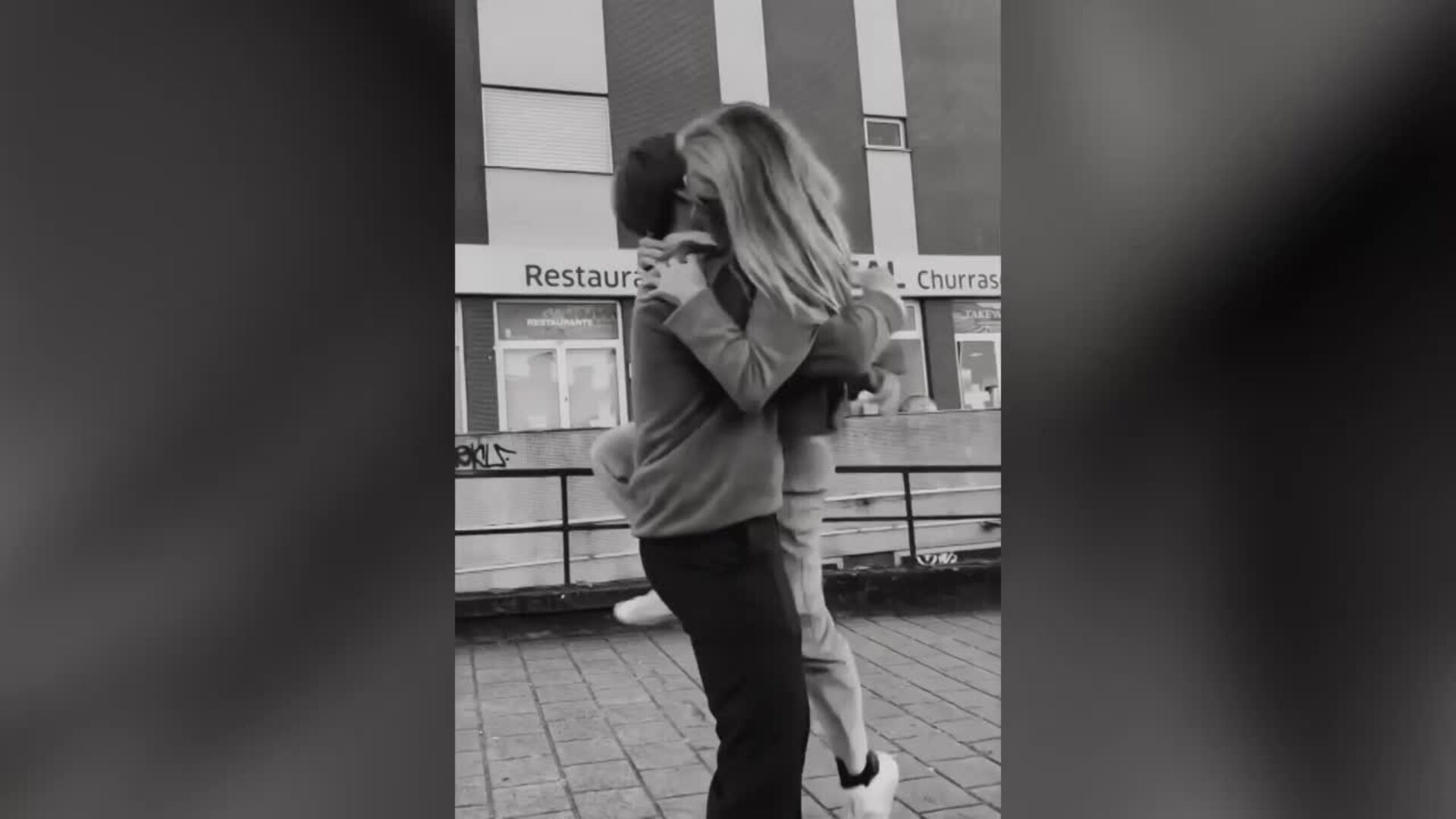 Patricia, hija de Quique Sánchez-Flores, anuncia su compromiso con Javi ...