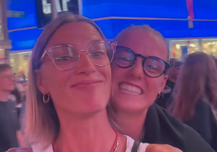 La tierna felicitación de Laura Sánchez a su hija Naia Ocio: «Tu ...