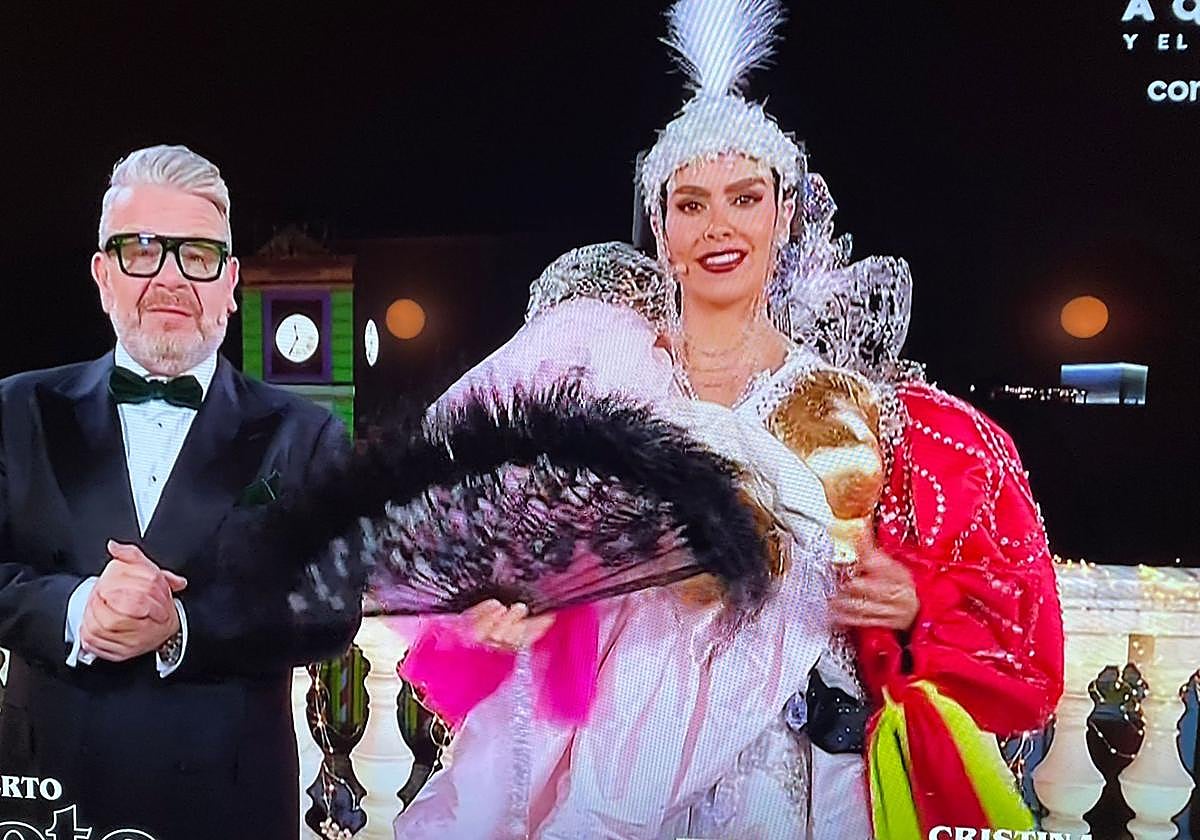 El vestido de Cristina Pedroche en las campanadas 2025: cierra un ciclo ...