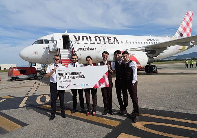 Volotea despega hacia Menorca para sumar otros 13.000 pasajeros a ...