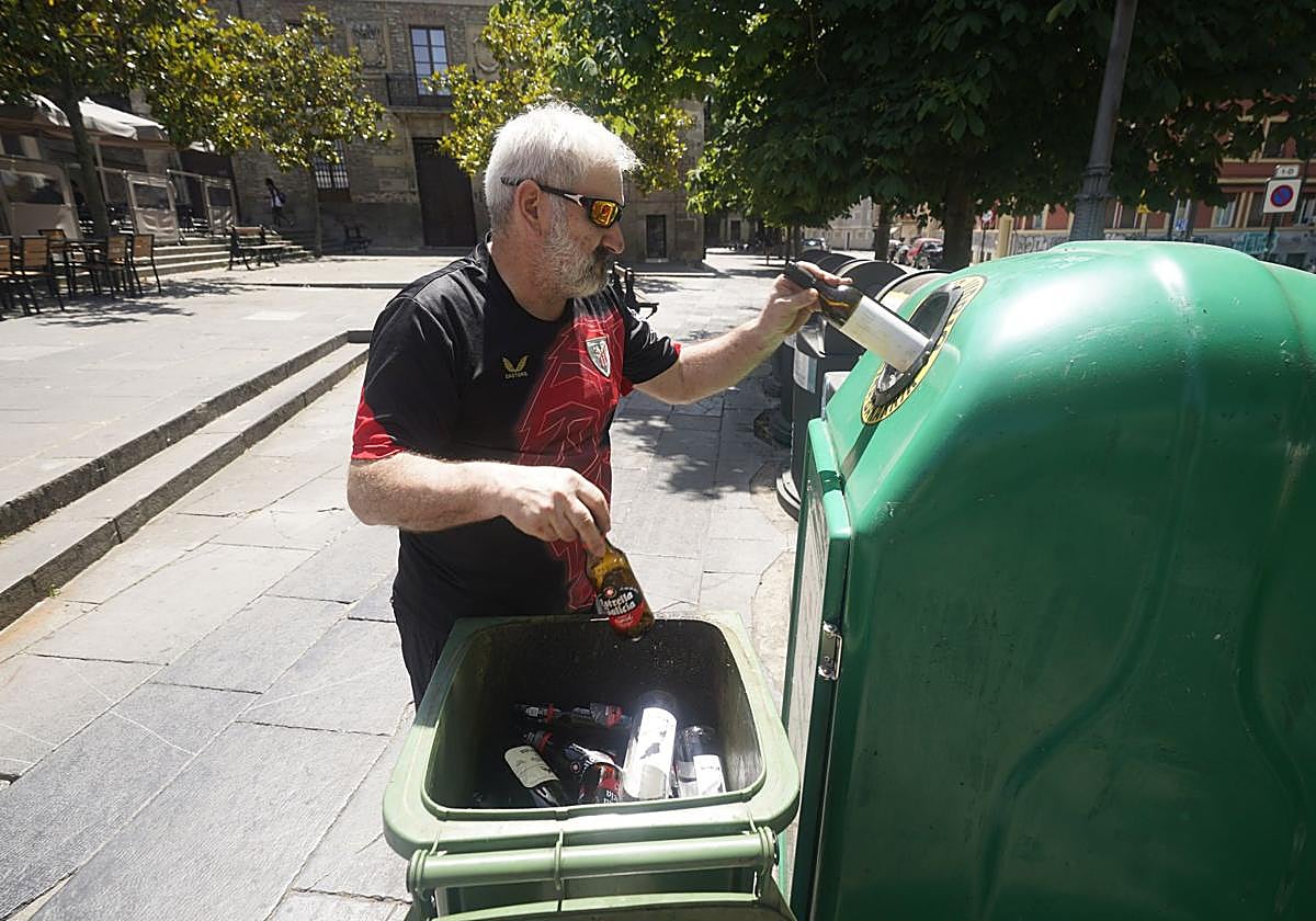 Vitoria destaca como la quinta capital que más vidrio recicla en España ...