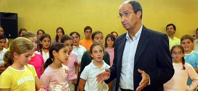 Fallece Fernando Argenta, el gran divulgador de la música | El Correo