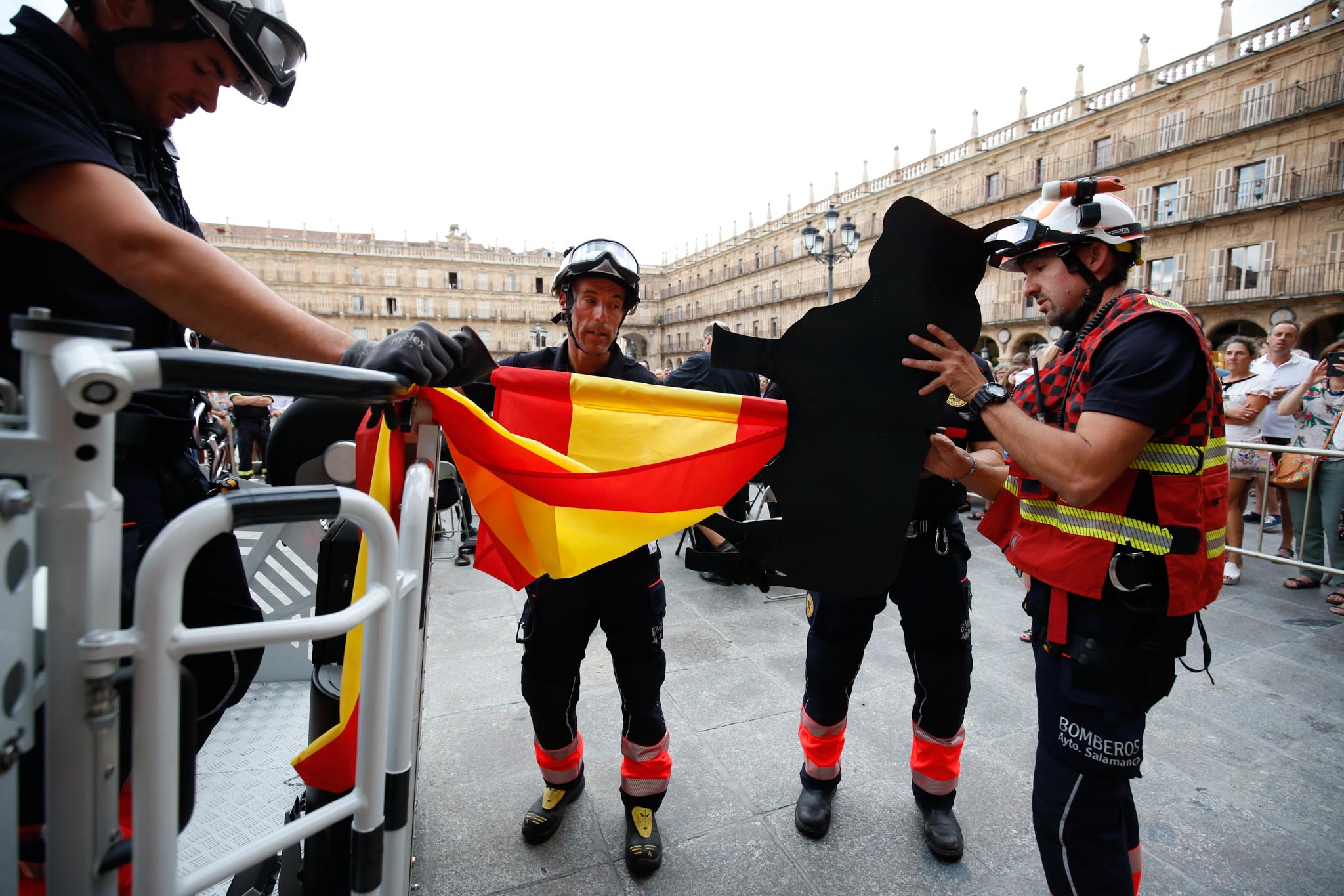 Fotos: Colocación de la Mariseca en el Ayuntamiento de Salamanca | El ...