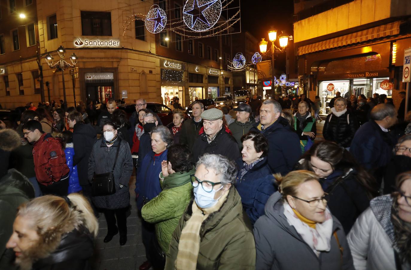 Fotos: John Fellingham y la Tuna de Derecho regalan música en Palencia ...