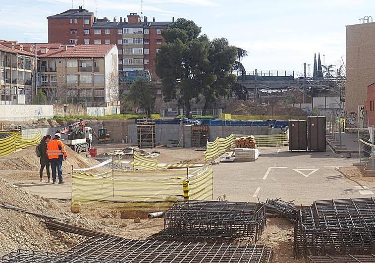 La nueva sede de la ONCE comienza a brotar en la plaza de la India | El ...